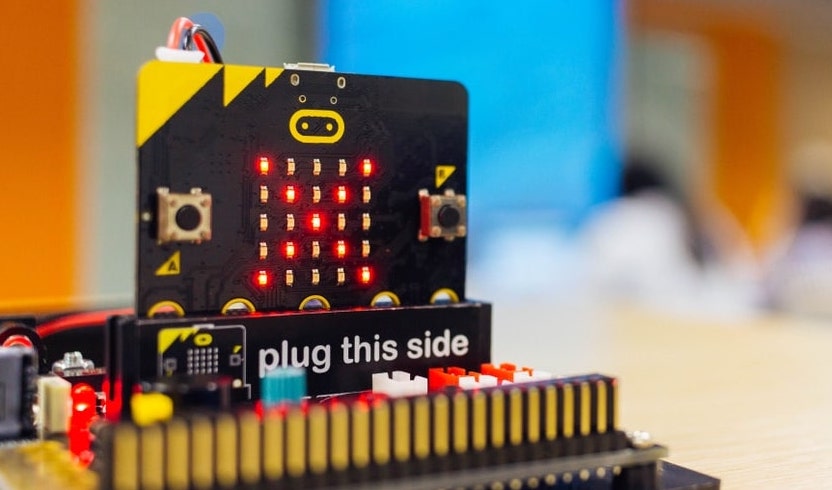 How To Teach Kids Coding Basics With BBC Micro:bit